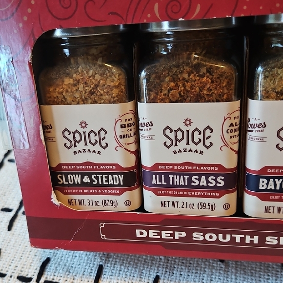 Spice Bazaar by Lowes Foods | Kitchen | Nwot Spice Bazaar Deep South ...